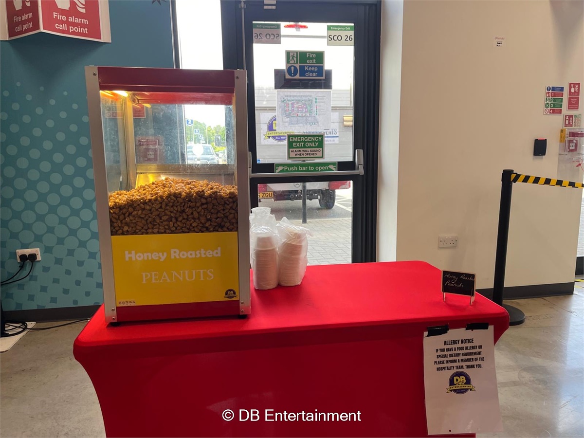 Honey Roasted Nut Cart - Inflatable Funfair & Exhibition Game Hire UK ...