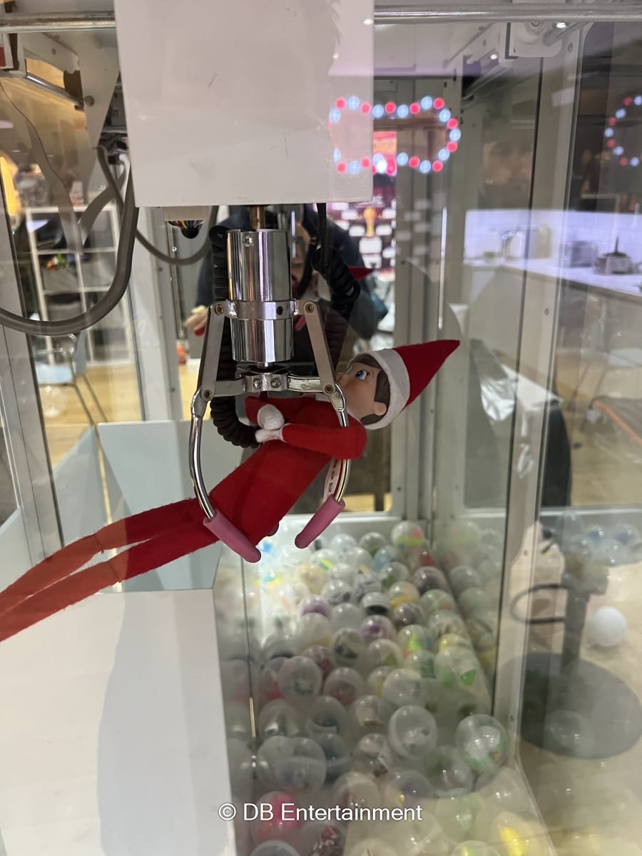 Prize Crane Hire | Claw Machine Grabber for Parties & Events
